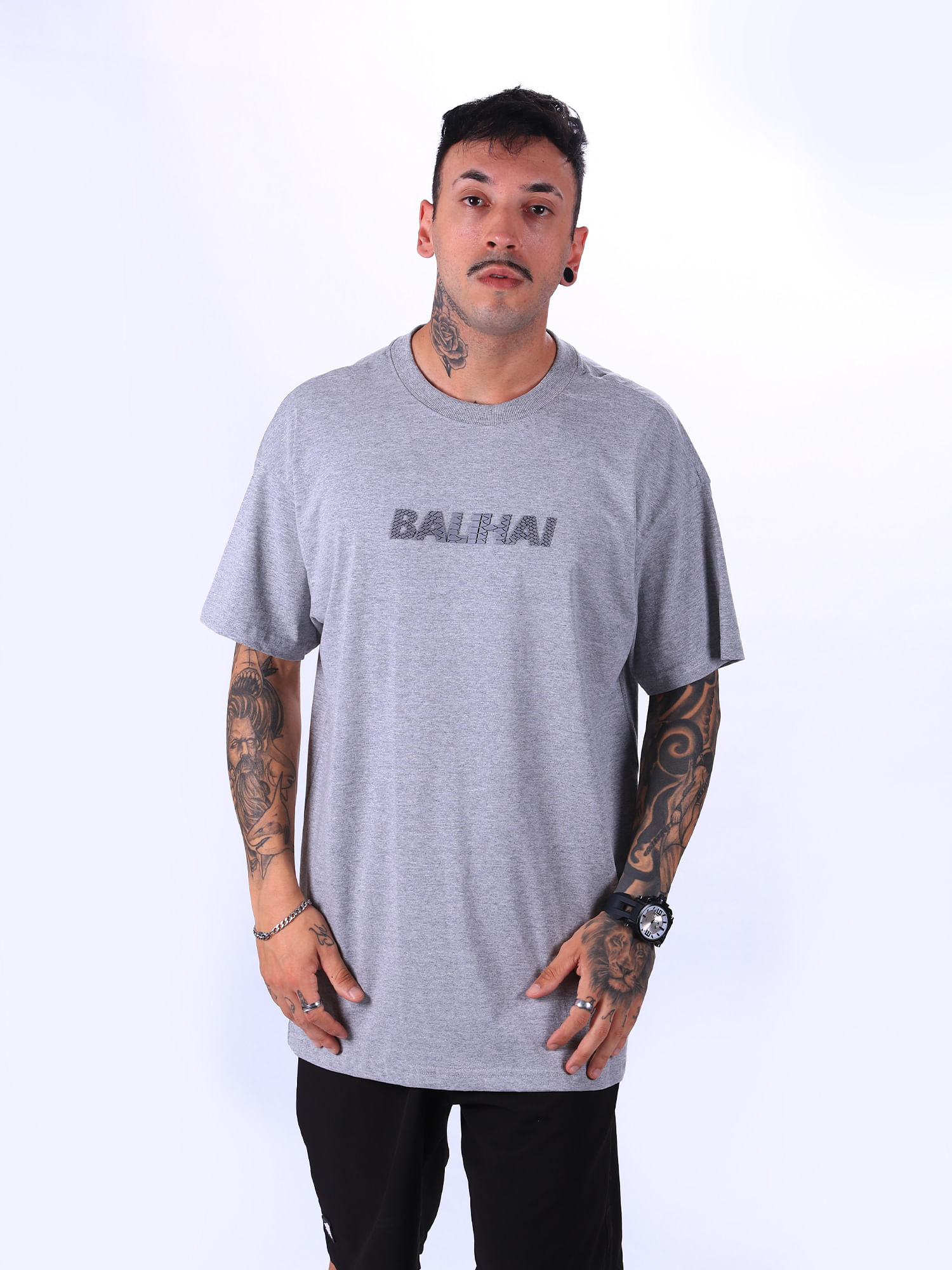 Camiseta bali hai oversized logo nake - Bali Shoes