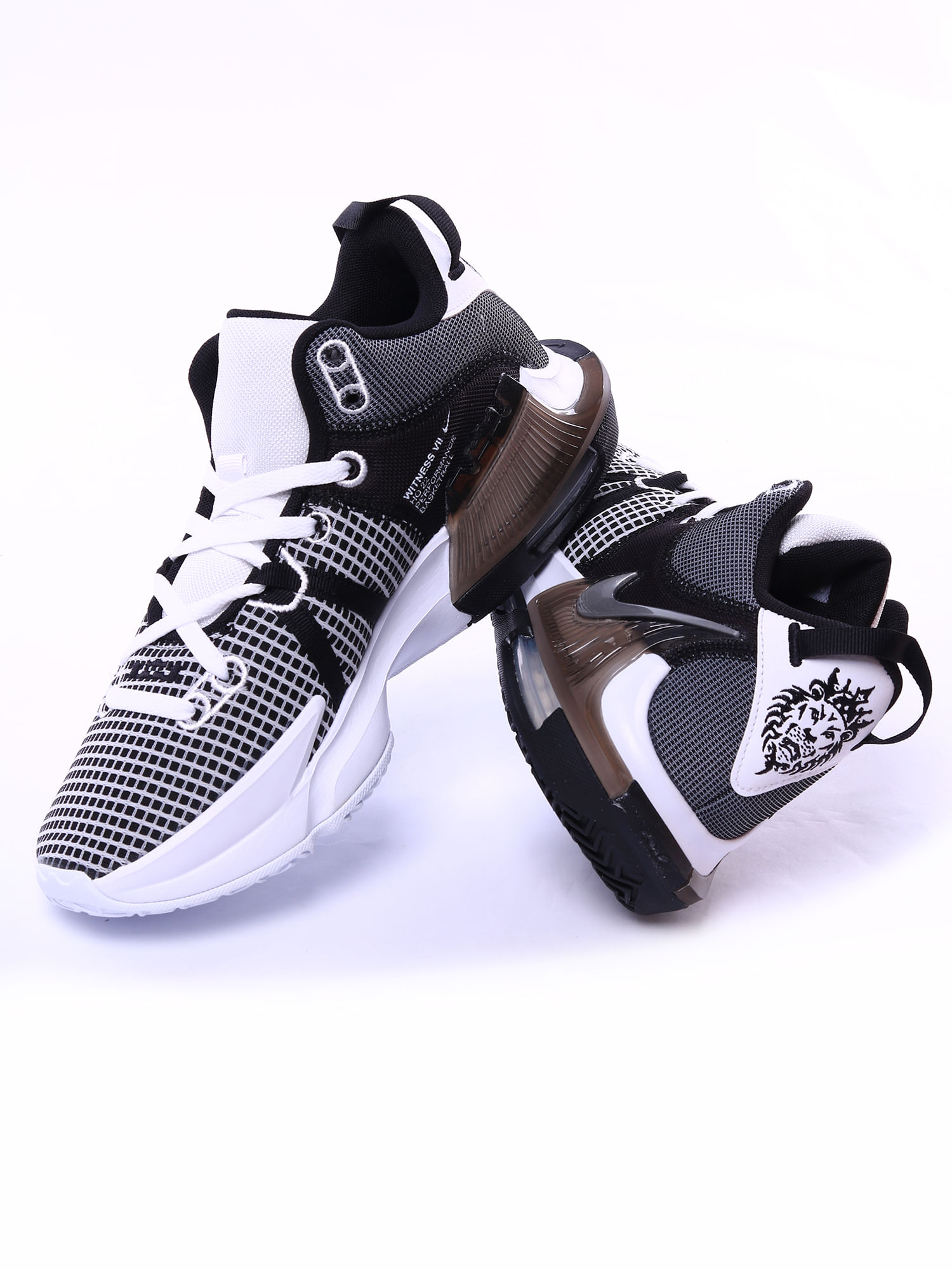 Bali Shoes - Uma das maiores lojas de streetwear de Curitiba!